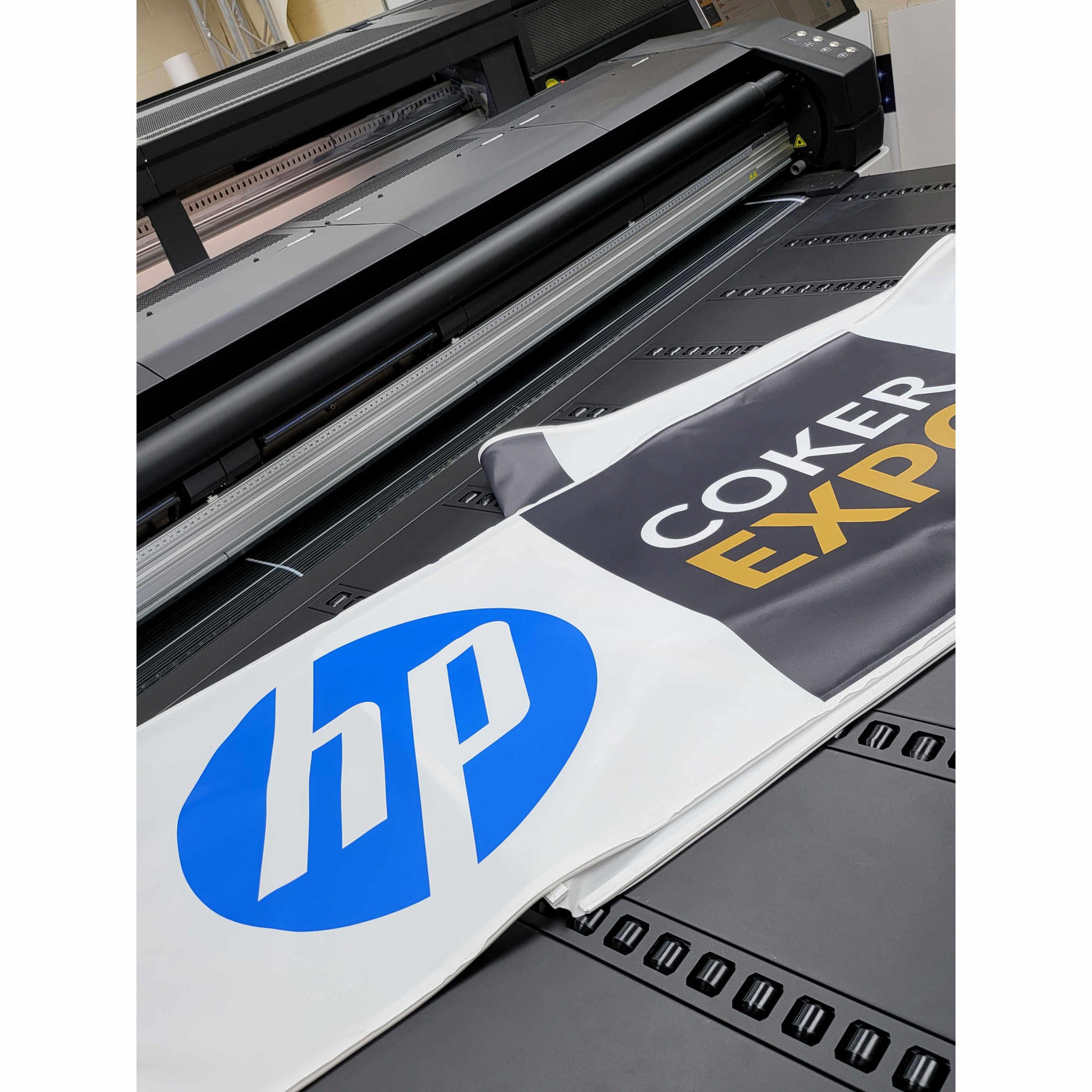 HALO LED Edge-Lit Lightbox Display + Graphics | Coker Expo | UK