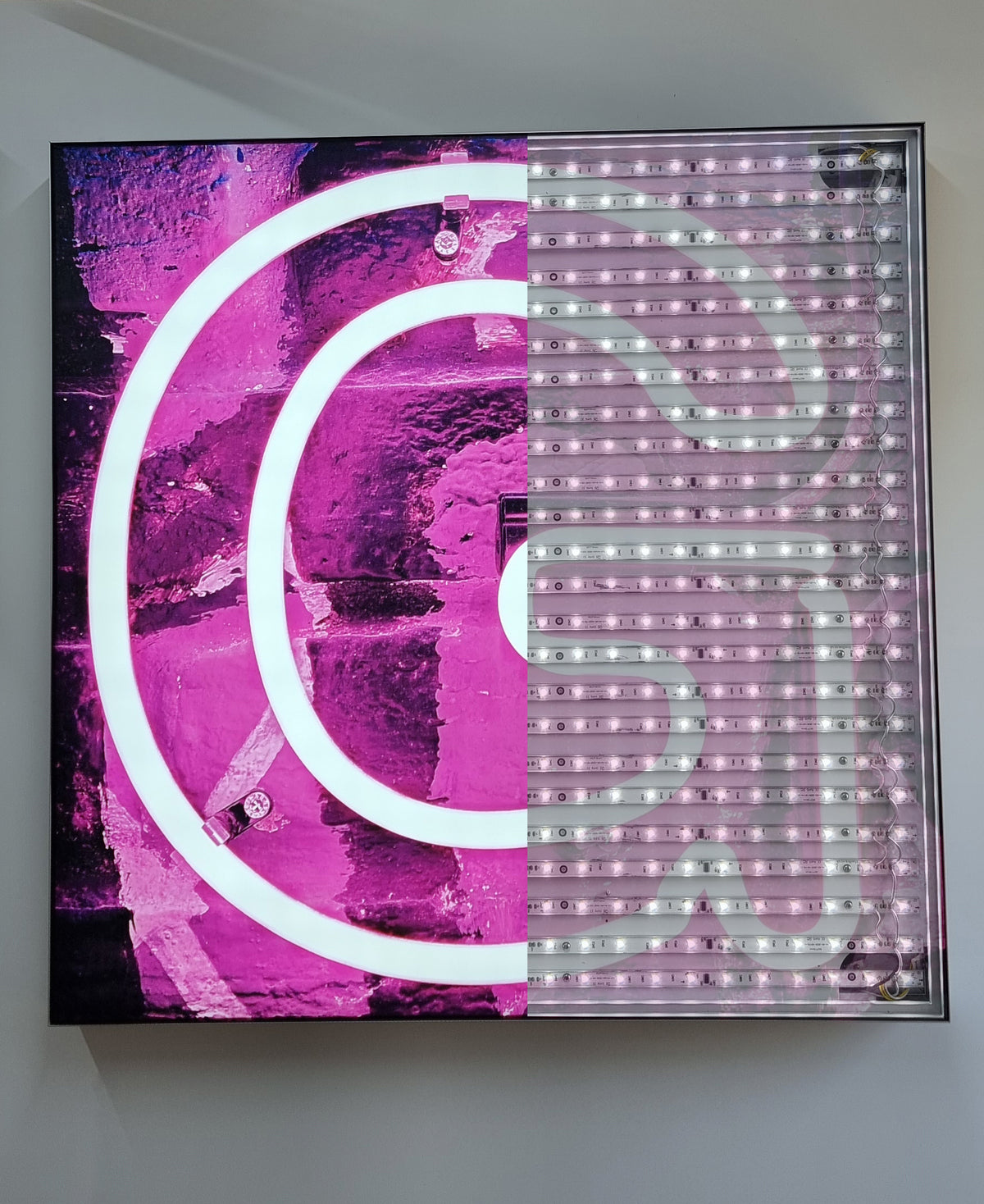 LED backlit lightbox wall mounted — CokerExpo